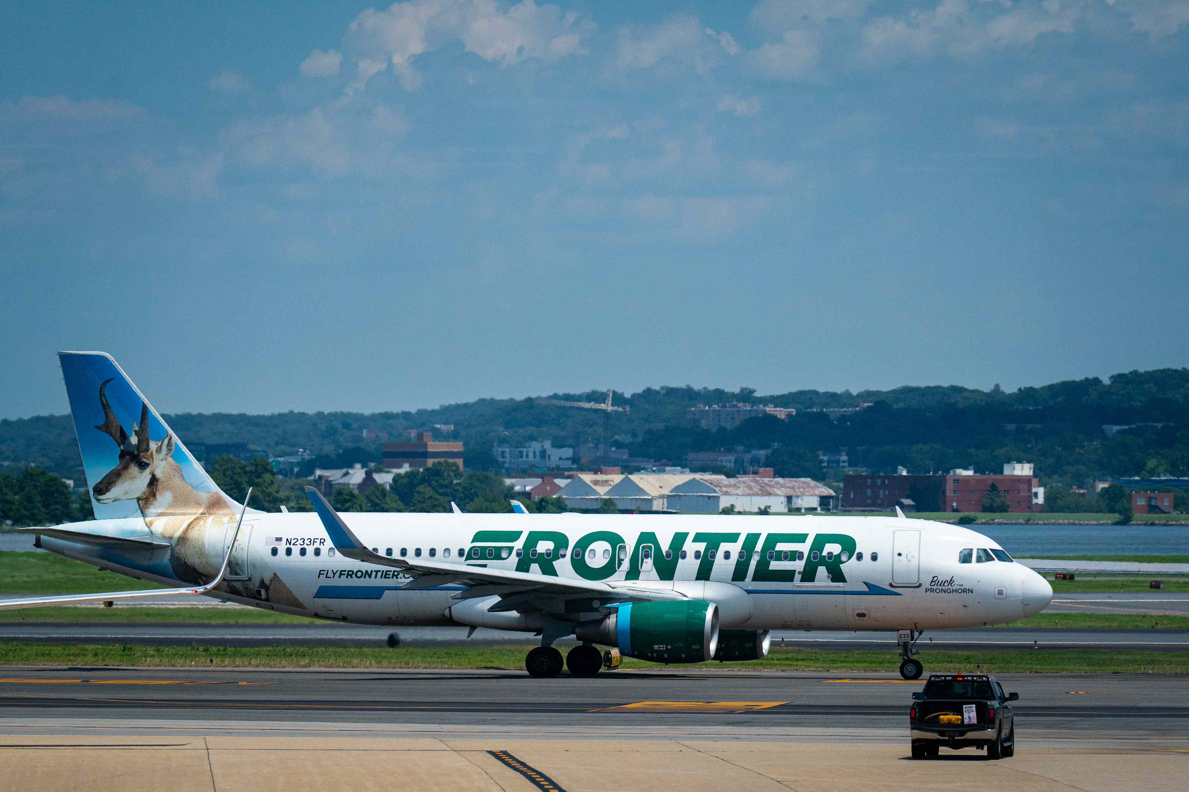 Frontier Airlines Unveils $69 Elite Gold Status Offer to Lure Rival Flyers