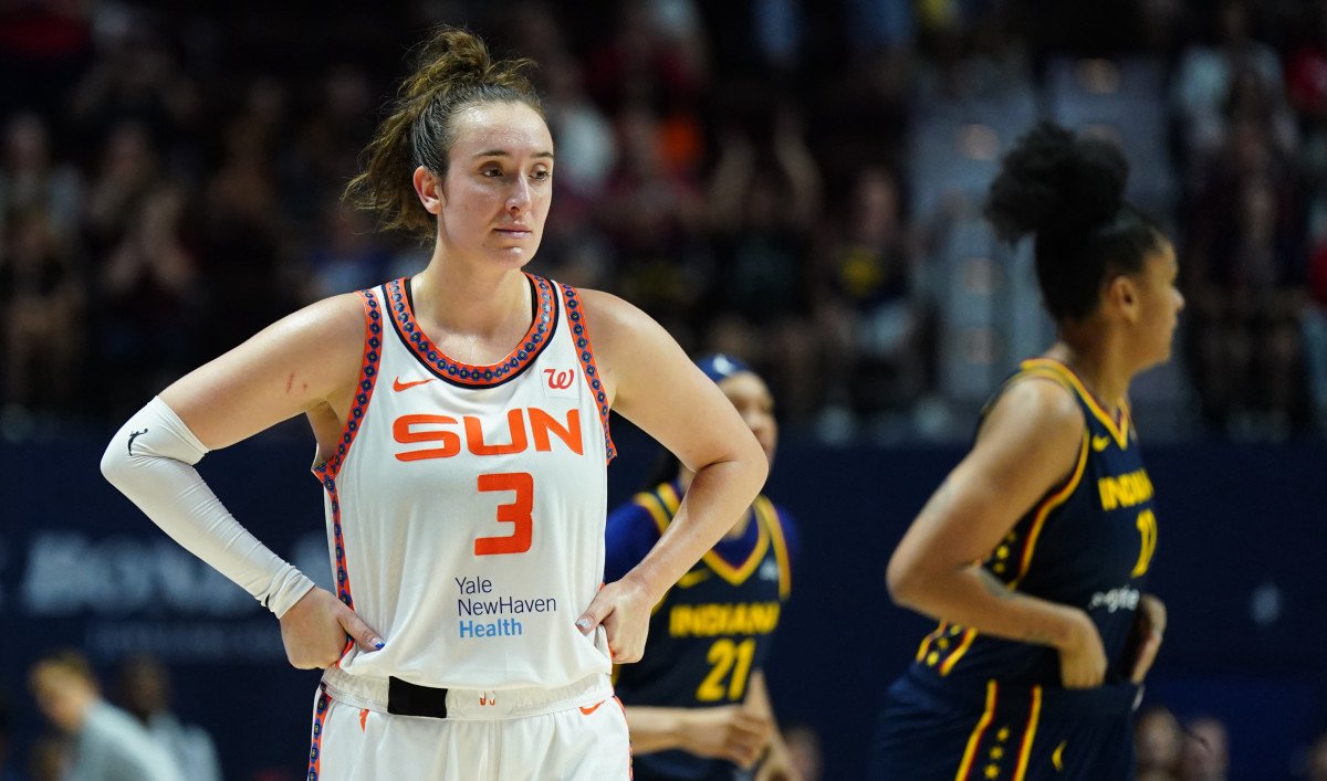 Marina Mabrey's aggressive foul on Rickea Jackson sparks controversy ...