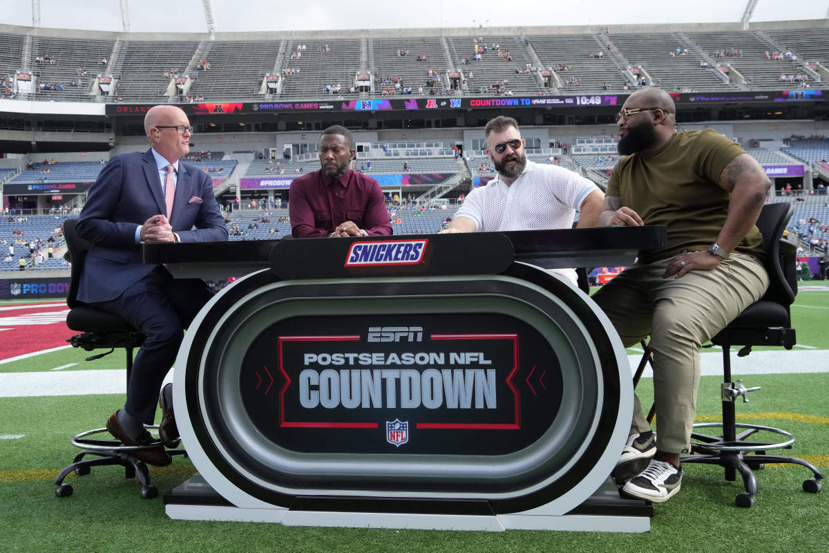 ESPN Finalizes Decision On 2 Prominent NFL Analysts Days Before Season