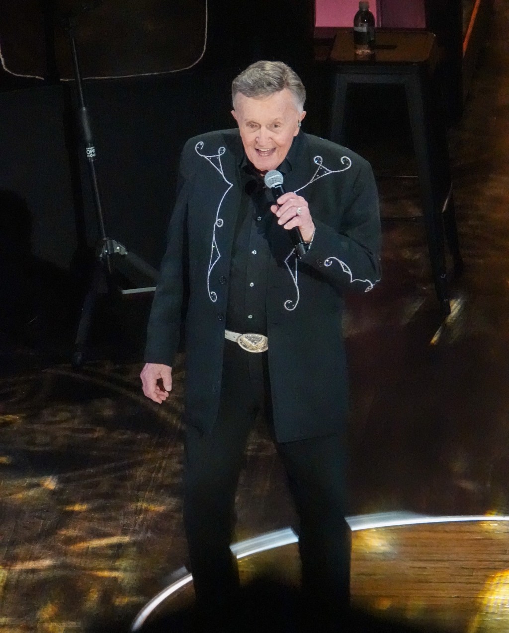 Country singer Bill Anderson, 87, cancels Grand Ole Opry show after ...