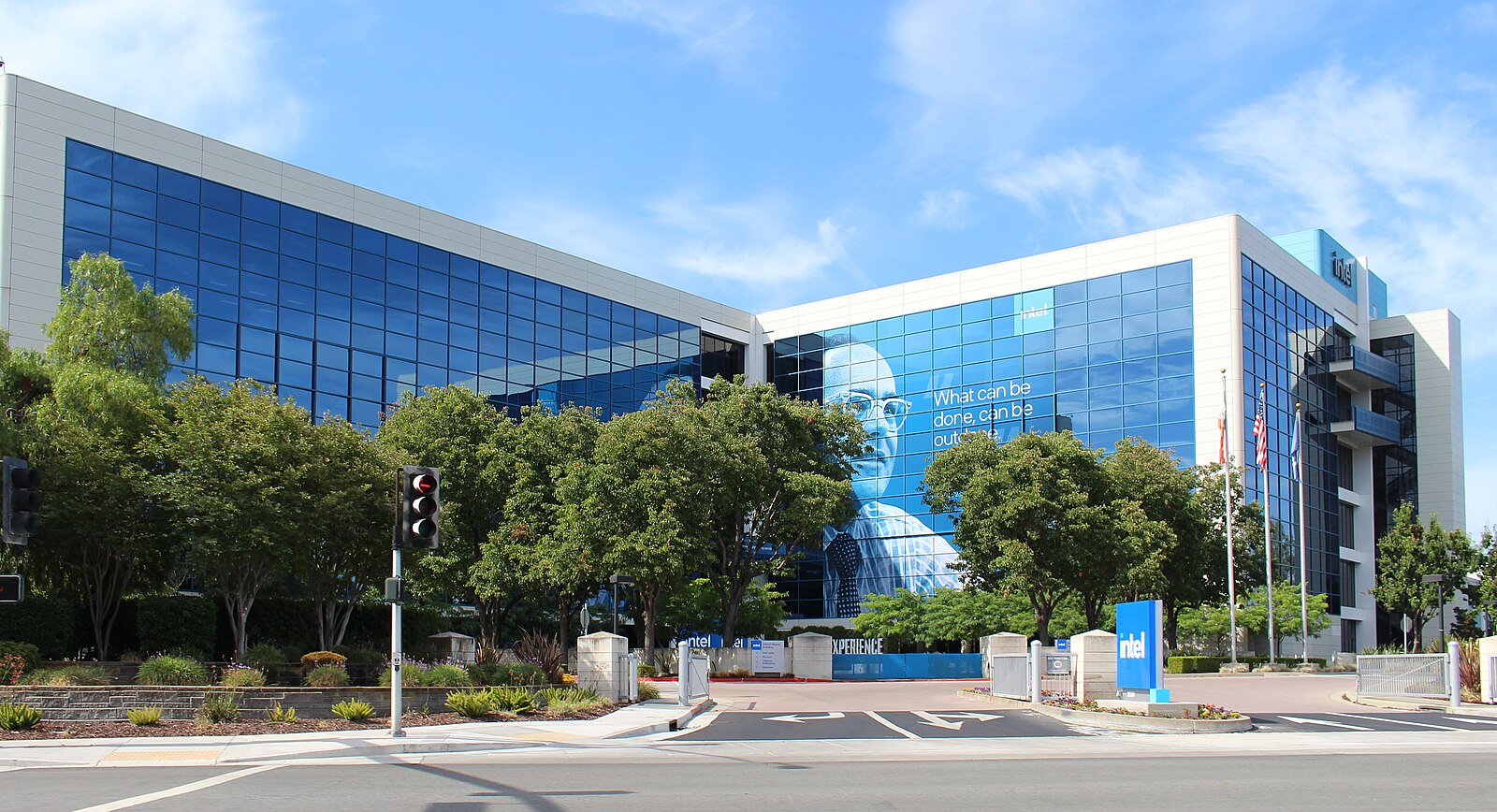 U.S. Government Could Reportedly Become Intel’s Top Shareholder Under ...
