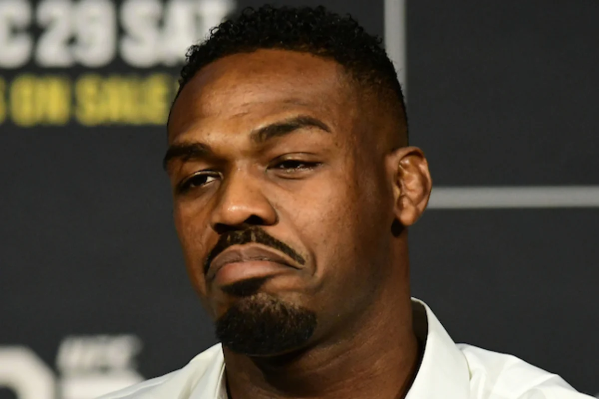 Jon Jones reacciona a Dana White y mantiene la esperanza de una pelea ...