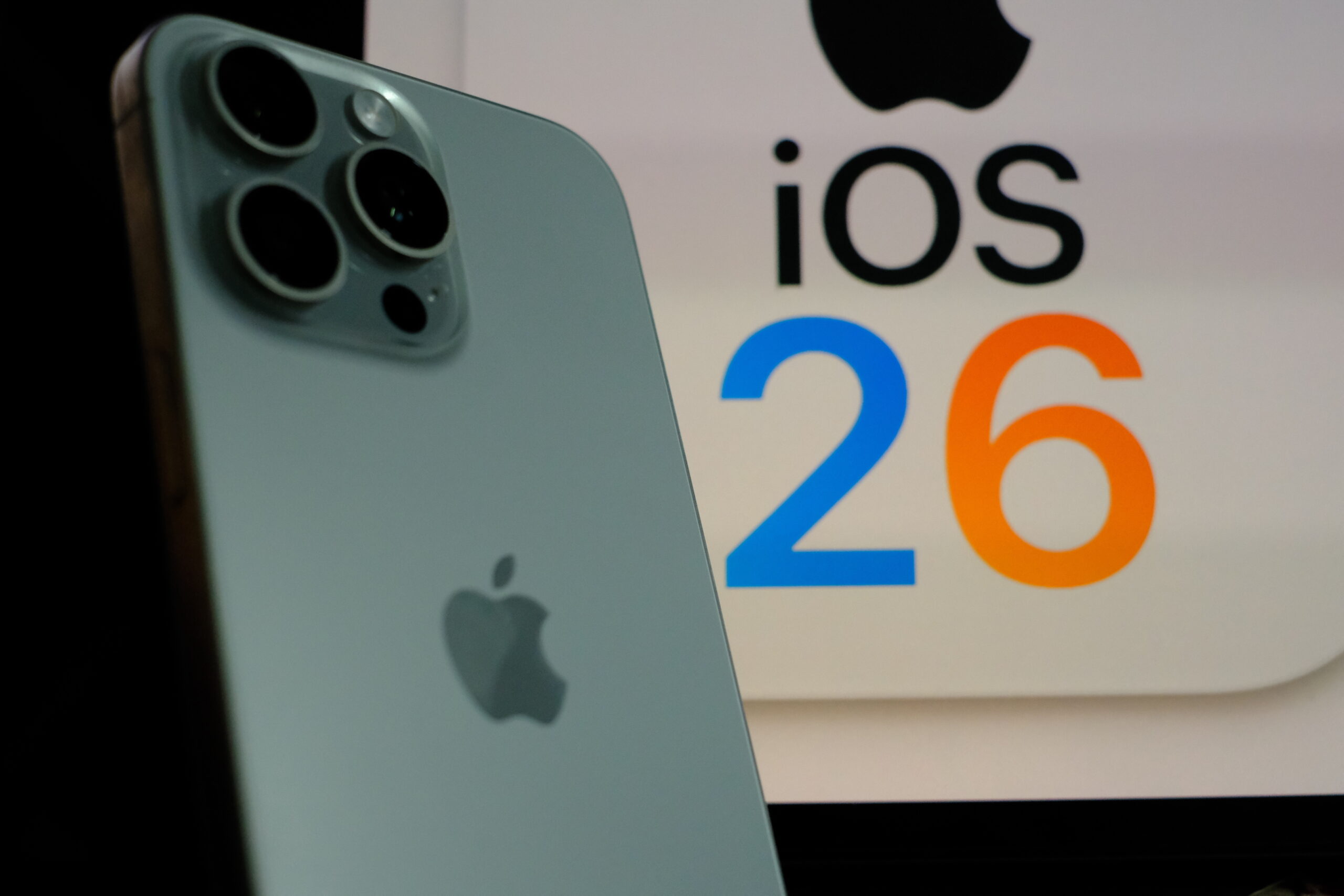 Apple szykuje iOS 26.3. Znamy możliwą datę premiery i pierwsze zmiany