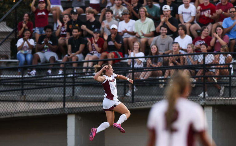 Katie Shea Collins uses USWNT experience to drive USC women soccer success