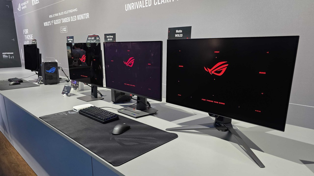 ASUS ROG svela i nuovi monitor Tandem OLED alla Gamescom 2025