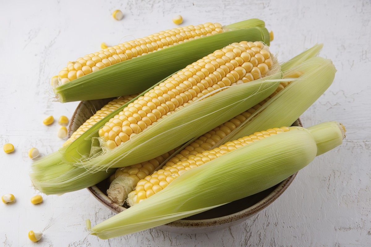This Hack Is Guaranteed to Leave Corn on the Cob Silk String Free