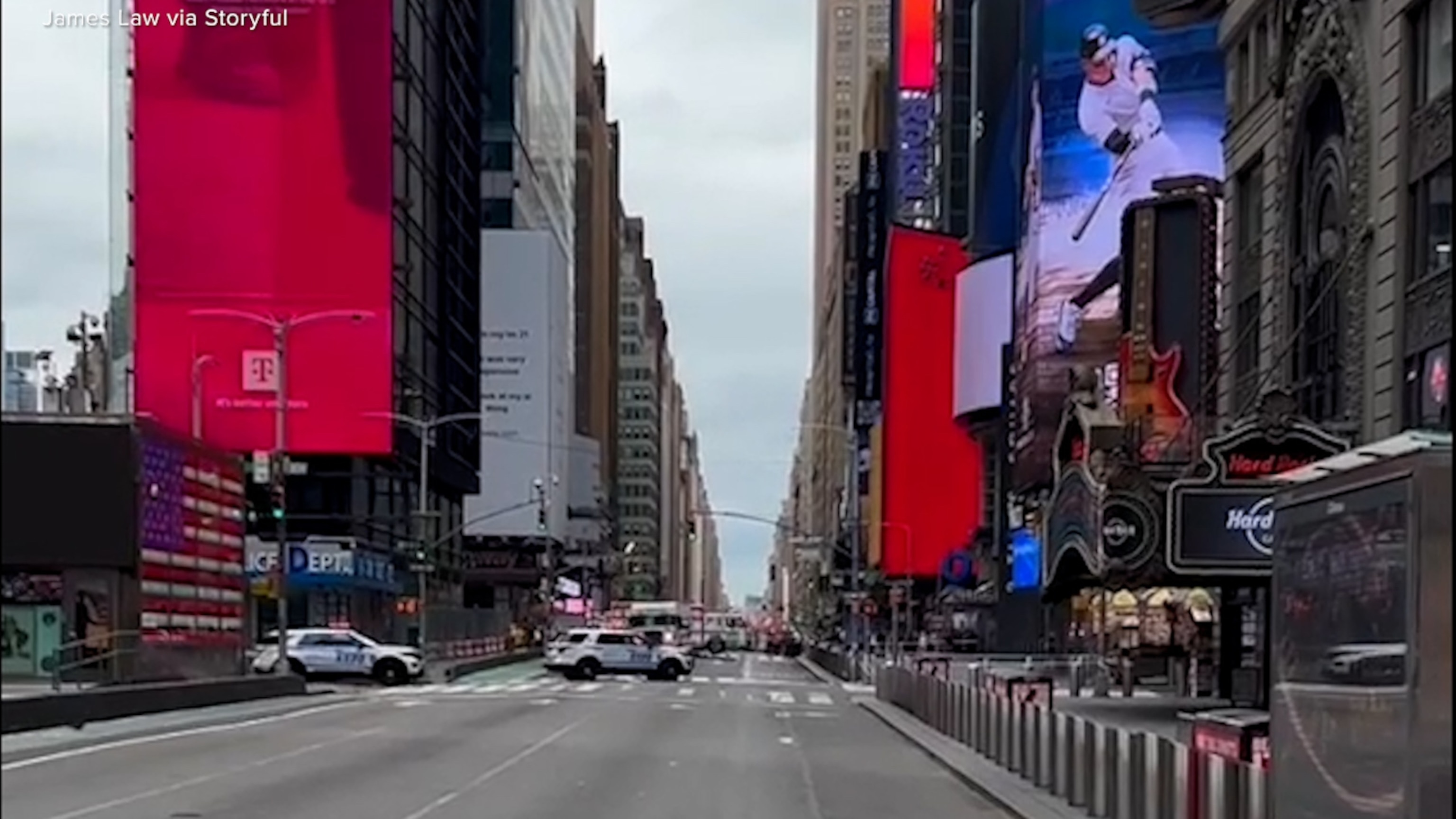 Suspect charged after leaving suspicious package in Times Square