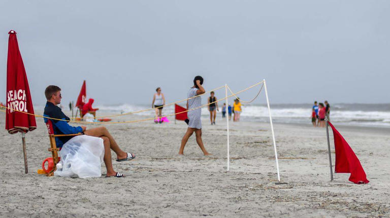 No-swim advisory issued for Hilton Head as Hurricane Erin pounds Atlantic