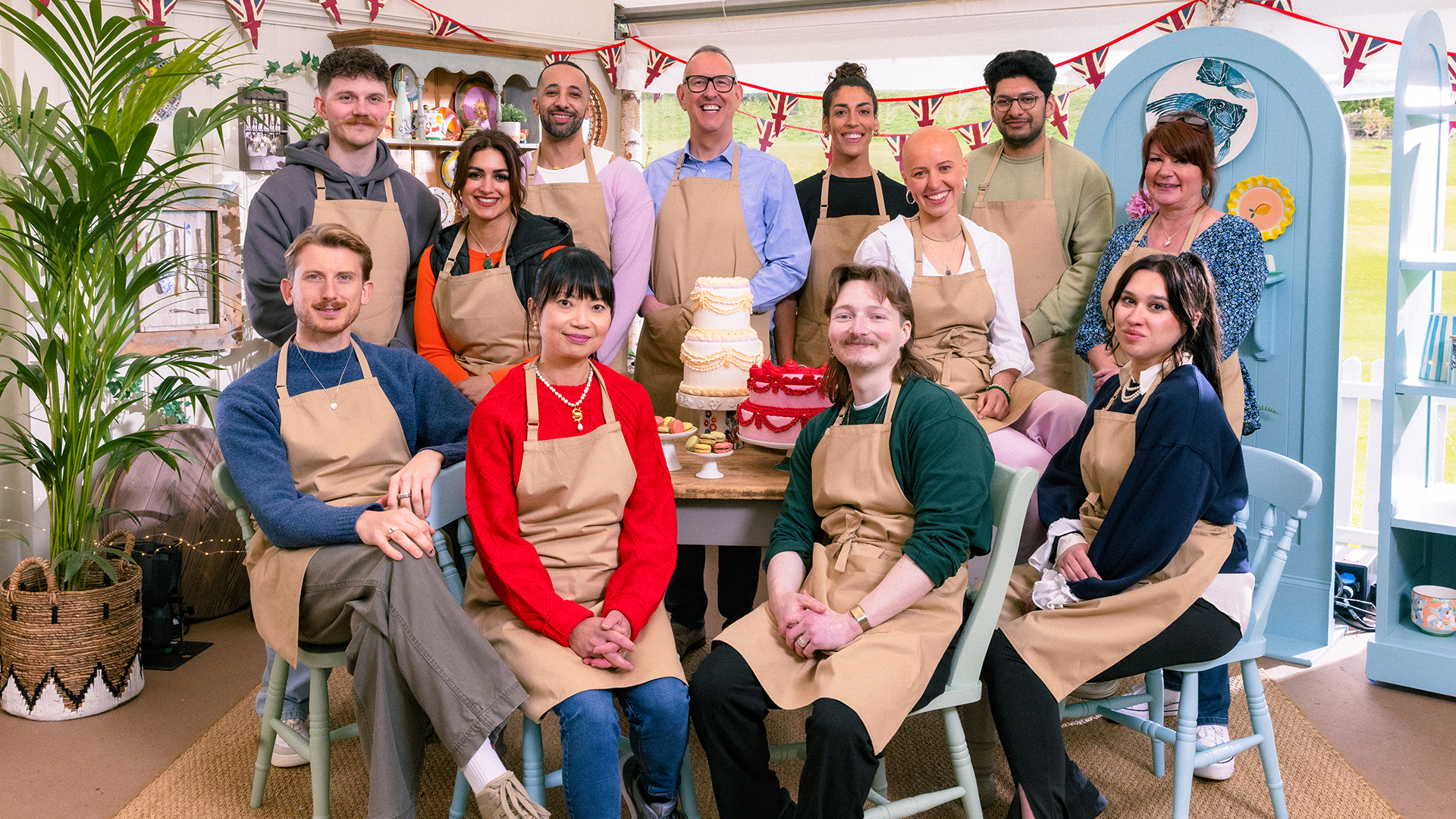 Who is on The Great British Bake Off: An Extra Slice? Full list of ...