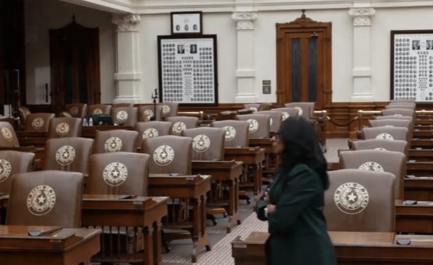 Texas Rep. staying in House chamber after rejecting DPS monitoring