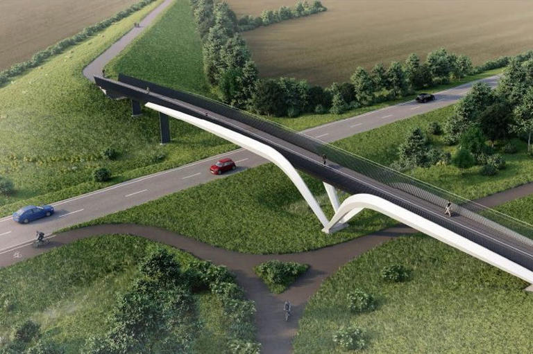 A10 Waterbeach roadworks divide opinion as cycling bridge causes ...