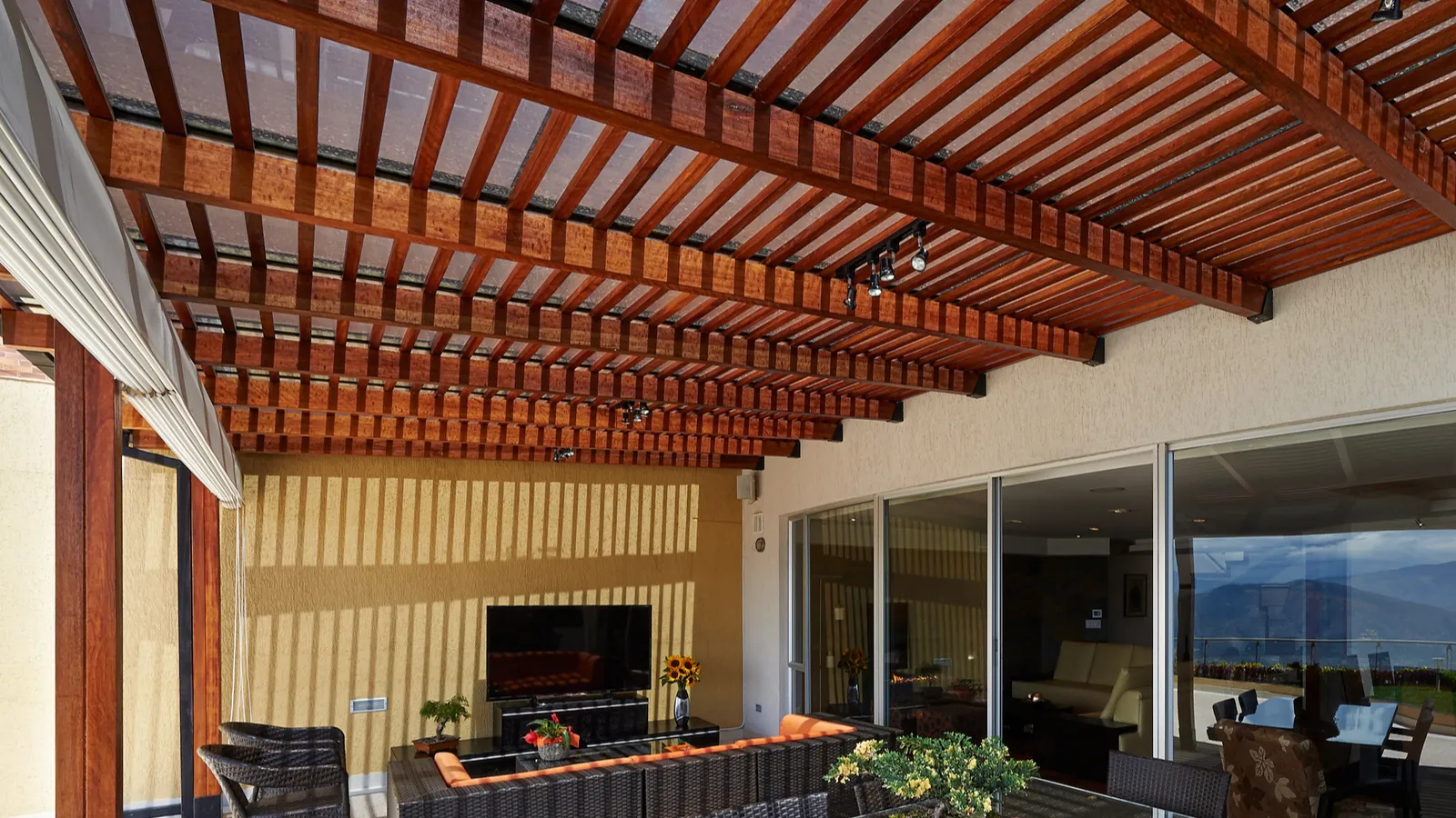 12 pergola cover ideas for shade and privacy