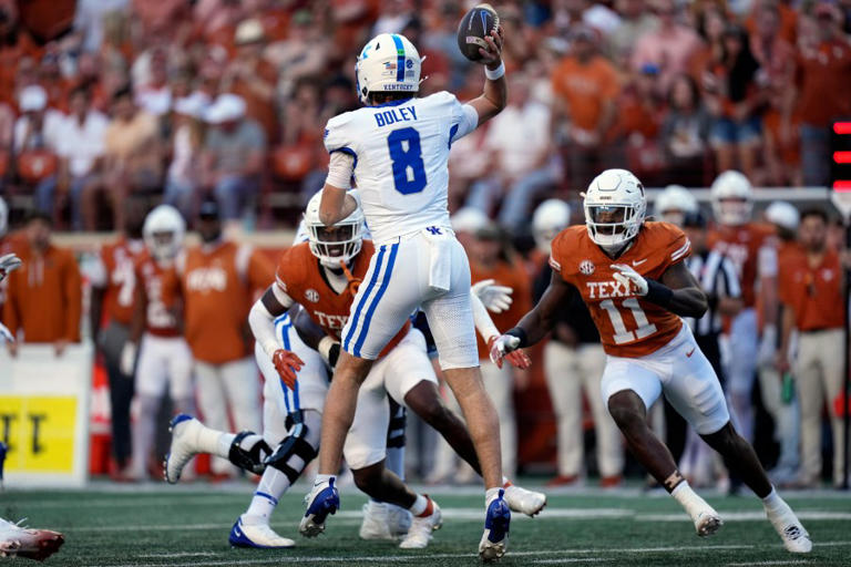 Cutter vs. Calzada: Who will win Kentucky’s starting QB job?