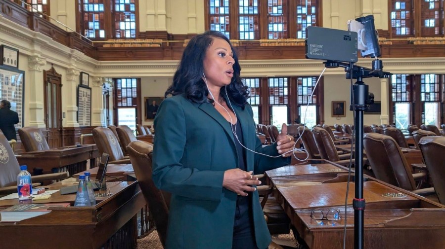Texas Democrat Nicole Collier slams GOP in interview from state House floor
