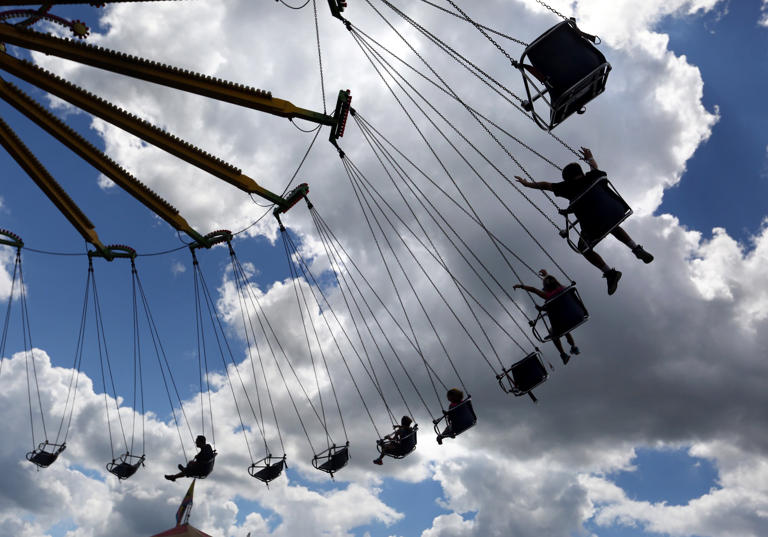 Six days left at the 179th Lorain County Fair, including headline ...