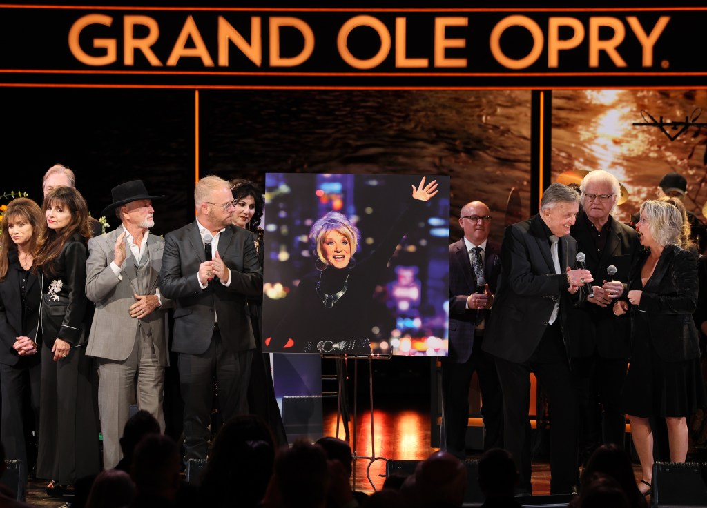 Country singer Bill Anderson, 87, cancels Grand Ole Opry show after ...