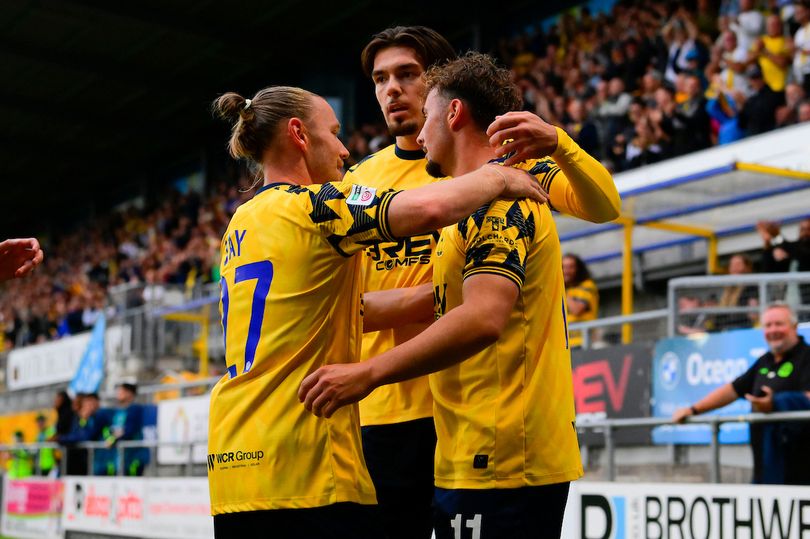 Torquay United 3 AFC Totton 1 - Gulls win keeps unbeaten start going