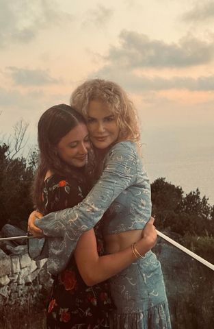 Nicole Kidman gives her natural tight blonde curls a rare outing during ...