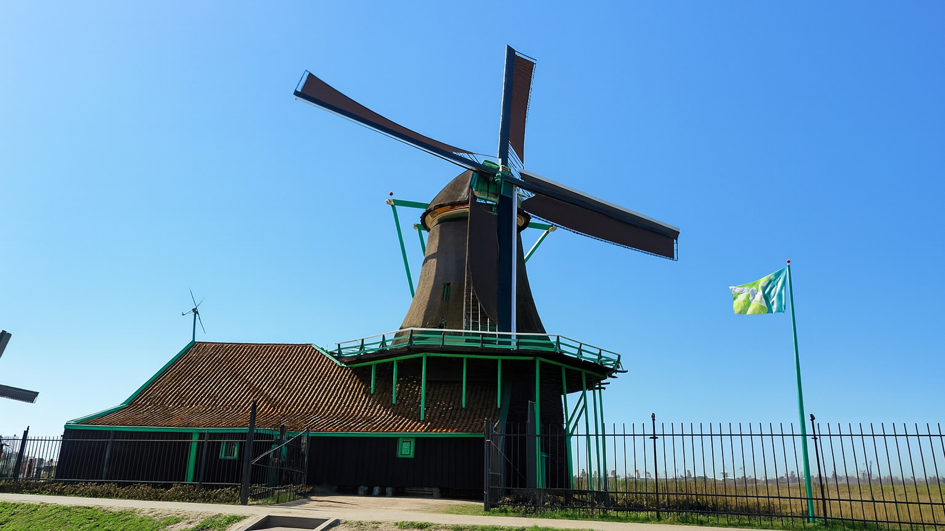 Zaanse Schans in Bloom (4K)