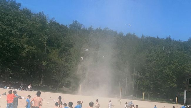 Dust Devil Sends Kids Screaming at New York Lake