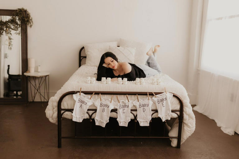 Single mom who is a quadruplet gives birth to ‘rainbow’ quintuplets ...