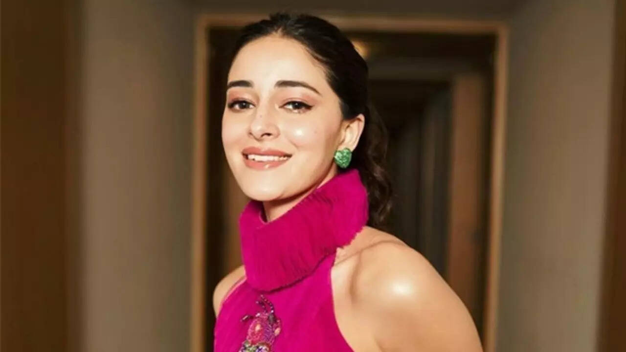 Ananya Panday’s fitness routine: The ‘Kesari 2’ star adds weighted push ...