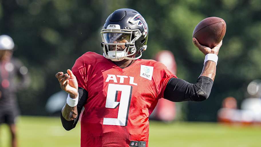 Falcons OC Zac Robinson Offers Tremendous Praise for QB Michael Penix Jr.