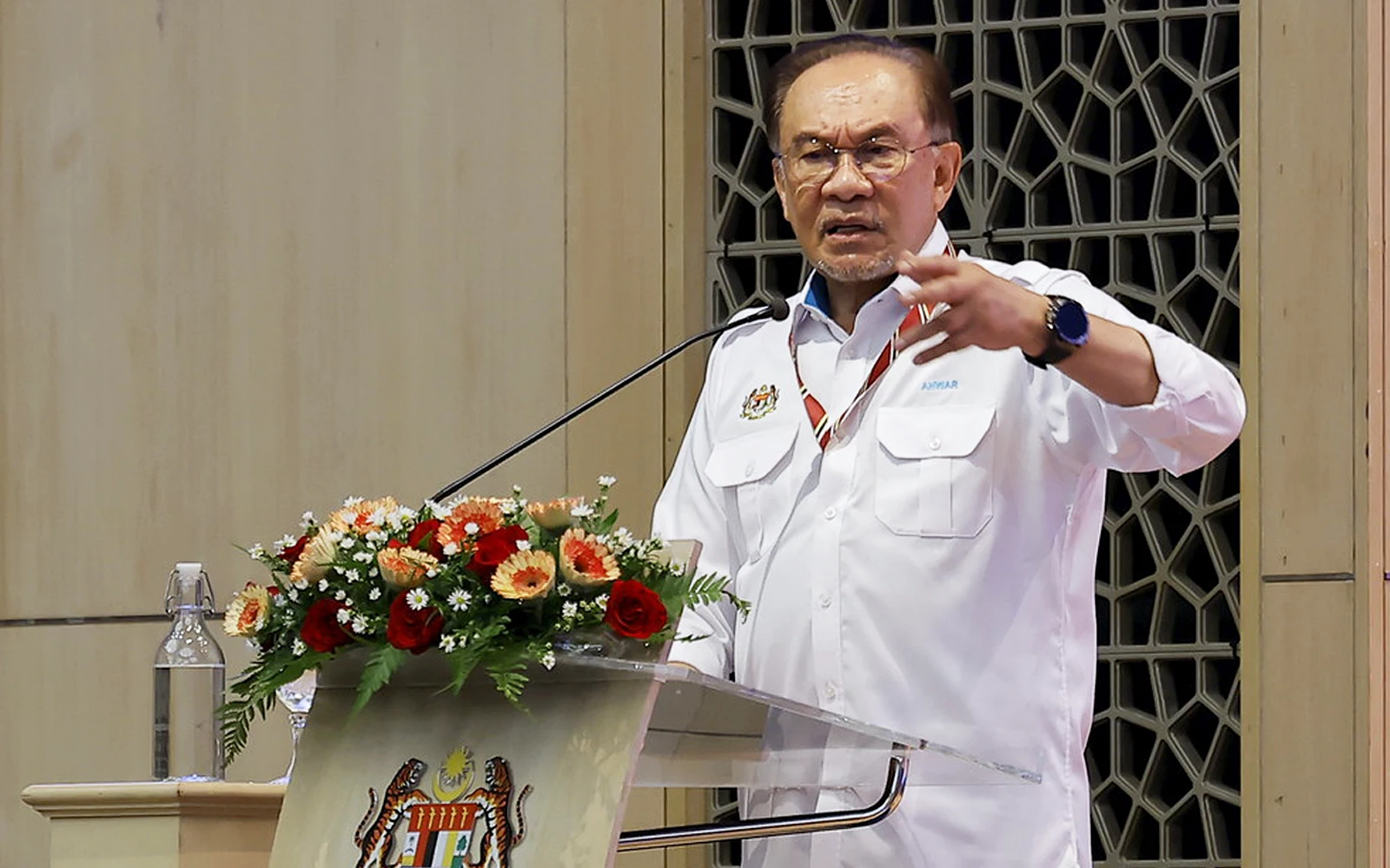 PM defends appointment of M Kumar as CID chief