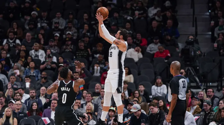 Former 76ers playoff star announces retirement