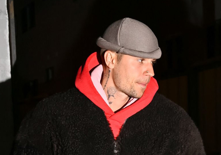 Justin Bieber imposter banned from Las Vegas nightclub after duping crowd