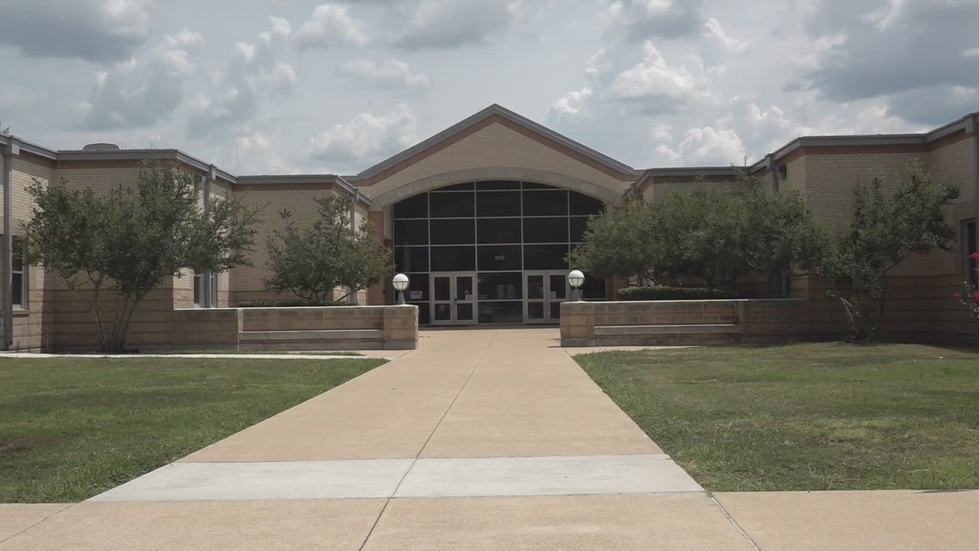 Killeen's Ira Cross Elementary earns "A" rating from Texas Education Egency