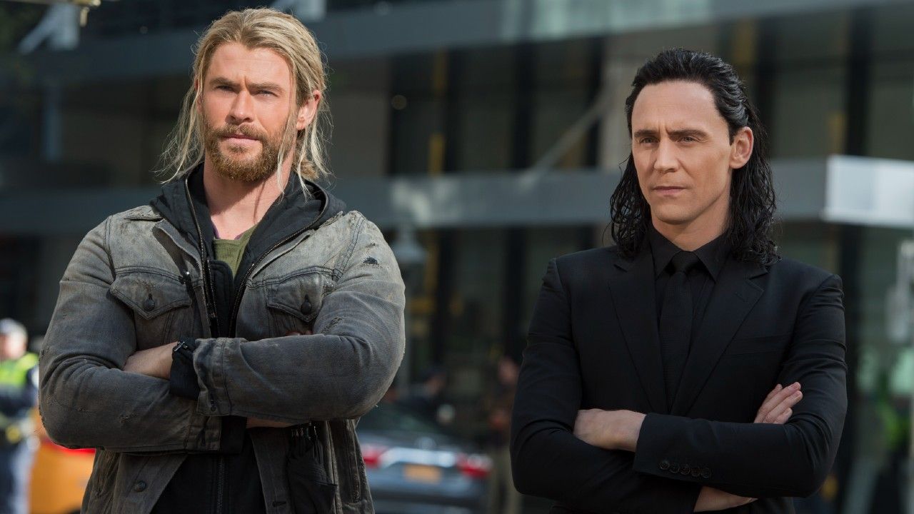 Eagle-Eyed Fans Are Pointing Out Sweet Connections Between Thor And ...