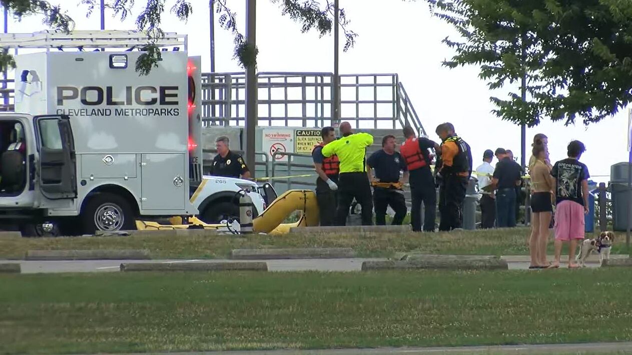 Body found in water at Edgewater Park in Cleveland