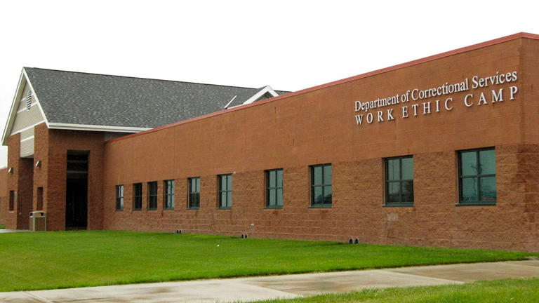 Nebraska to house ICE detainees at repurposed prison, ‘Cornhusker Clink'