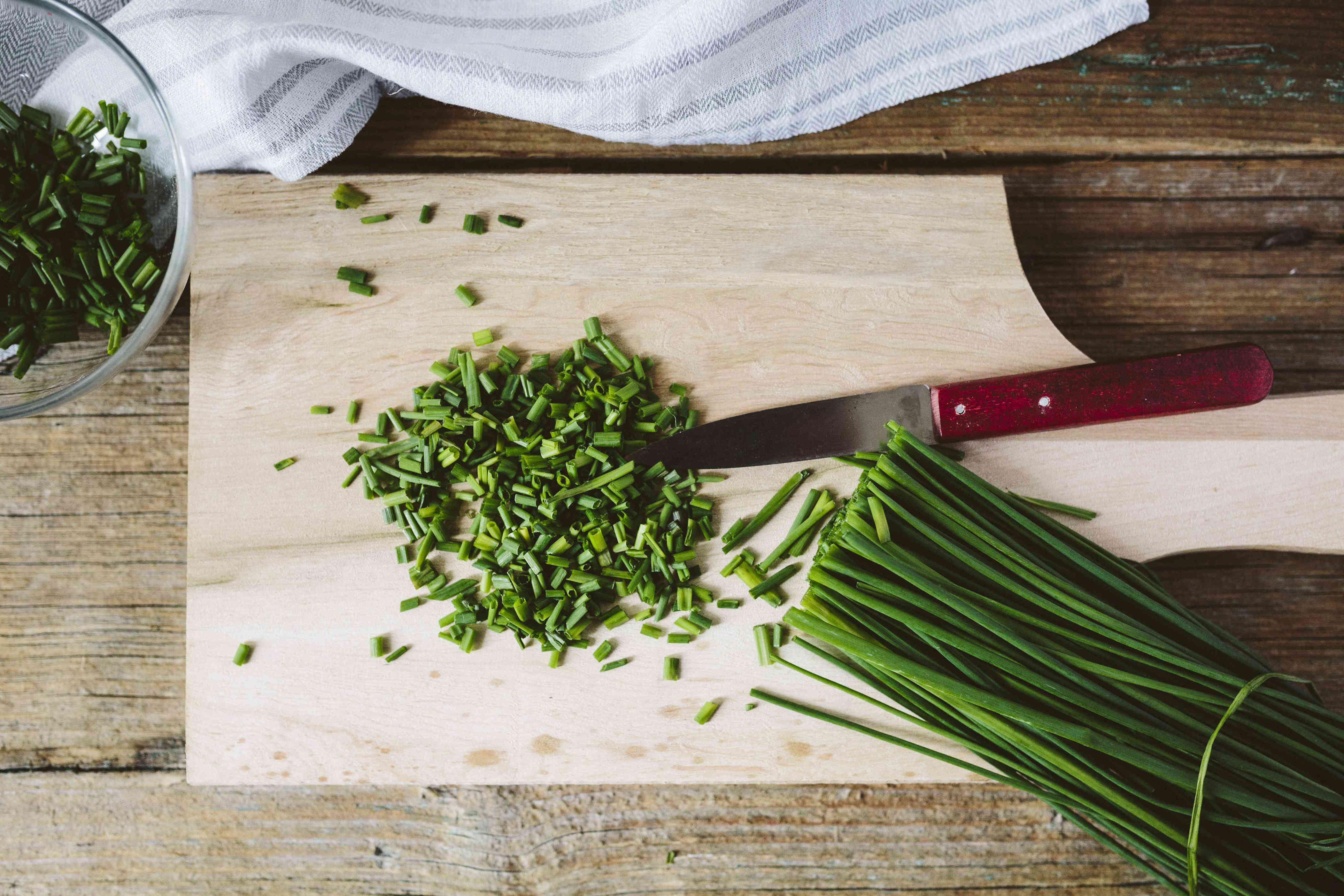 The Right Way To Freeze Chives To Keep Them Fresh And Flavorful