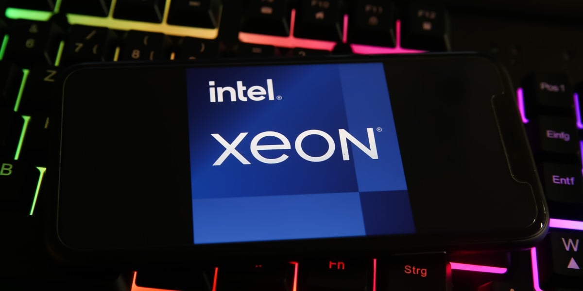 Intel talent bleed continues as Xeon chip architect heads for the ...
