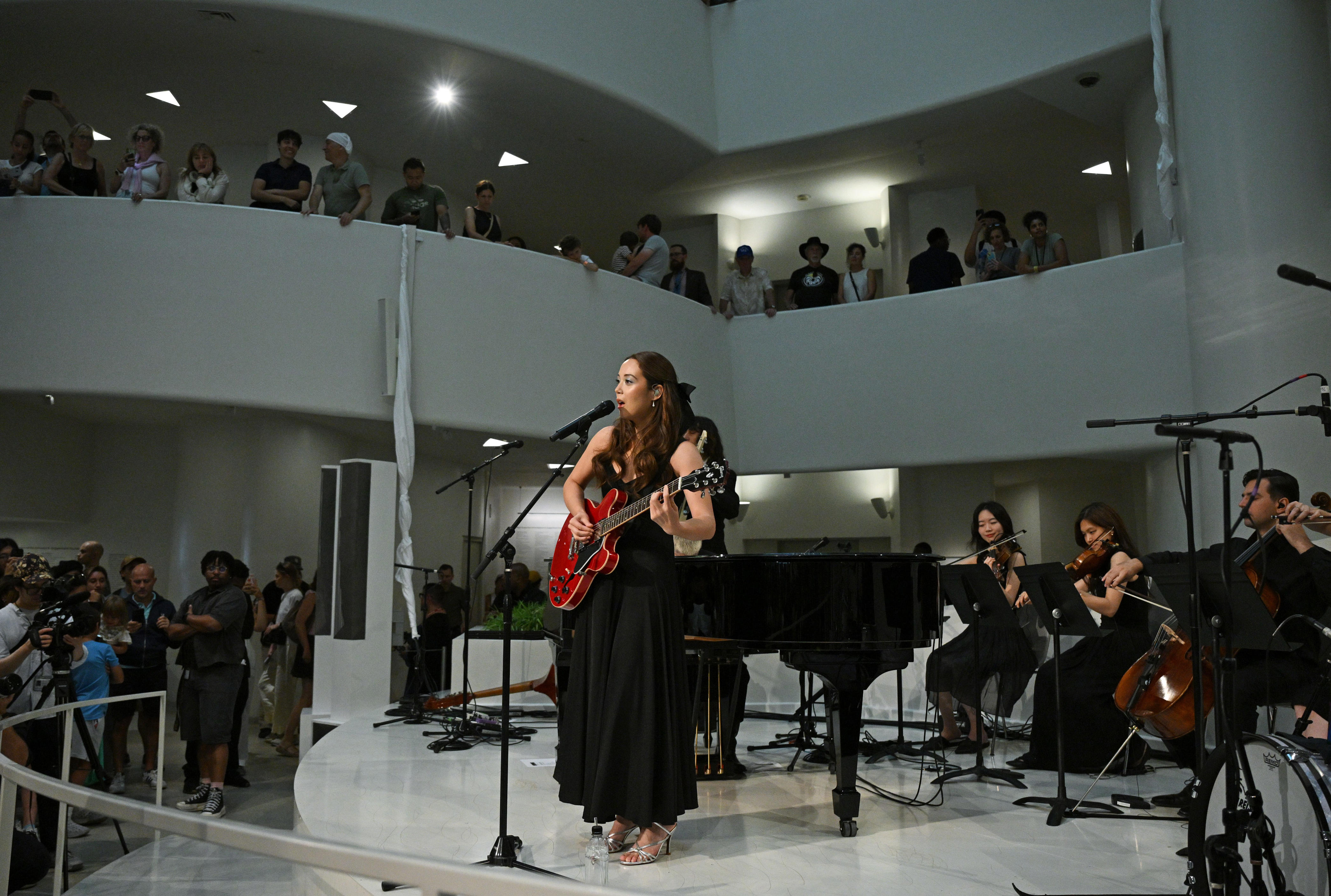 Ultimate concert guide to the Laufey tour at Desert Diamond Arena