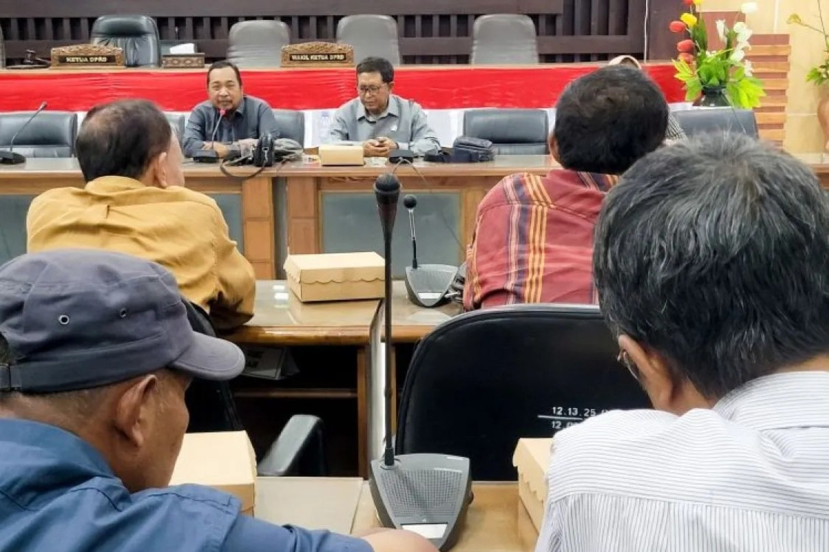 Petani Belum Dibayar Rp92 Miliar, 13.200 Ton Gula di Situbondo Tak Laku ...