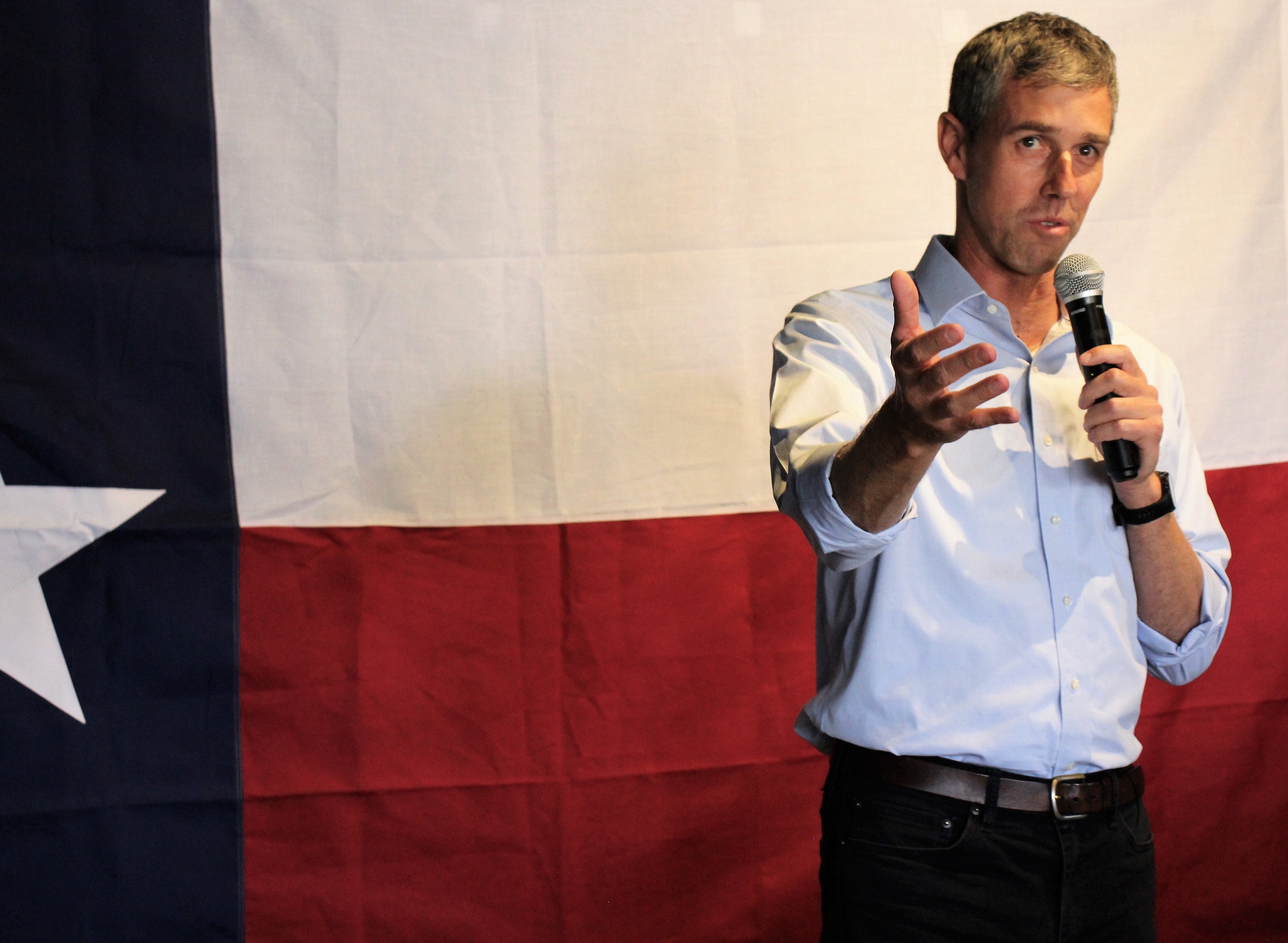 'Lock him up': Paxton accuses O'Rourke of defying court