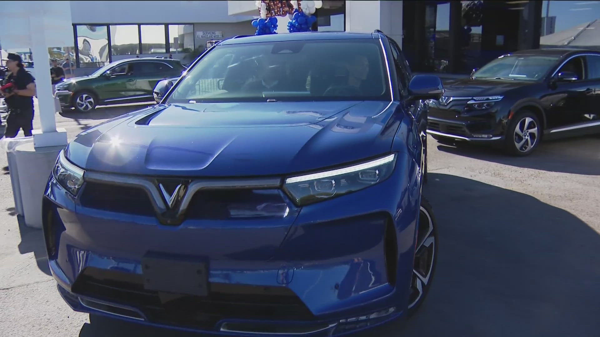 California's first VinFast dealership opens in San Diego
