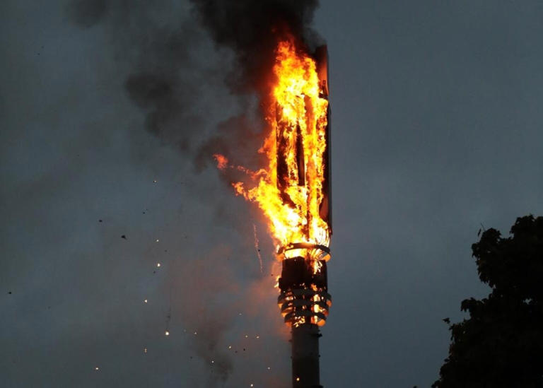 5G mast attacks in Northern Ireland have cost mobile operators at least ...