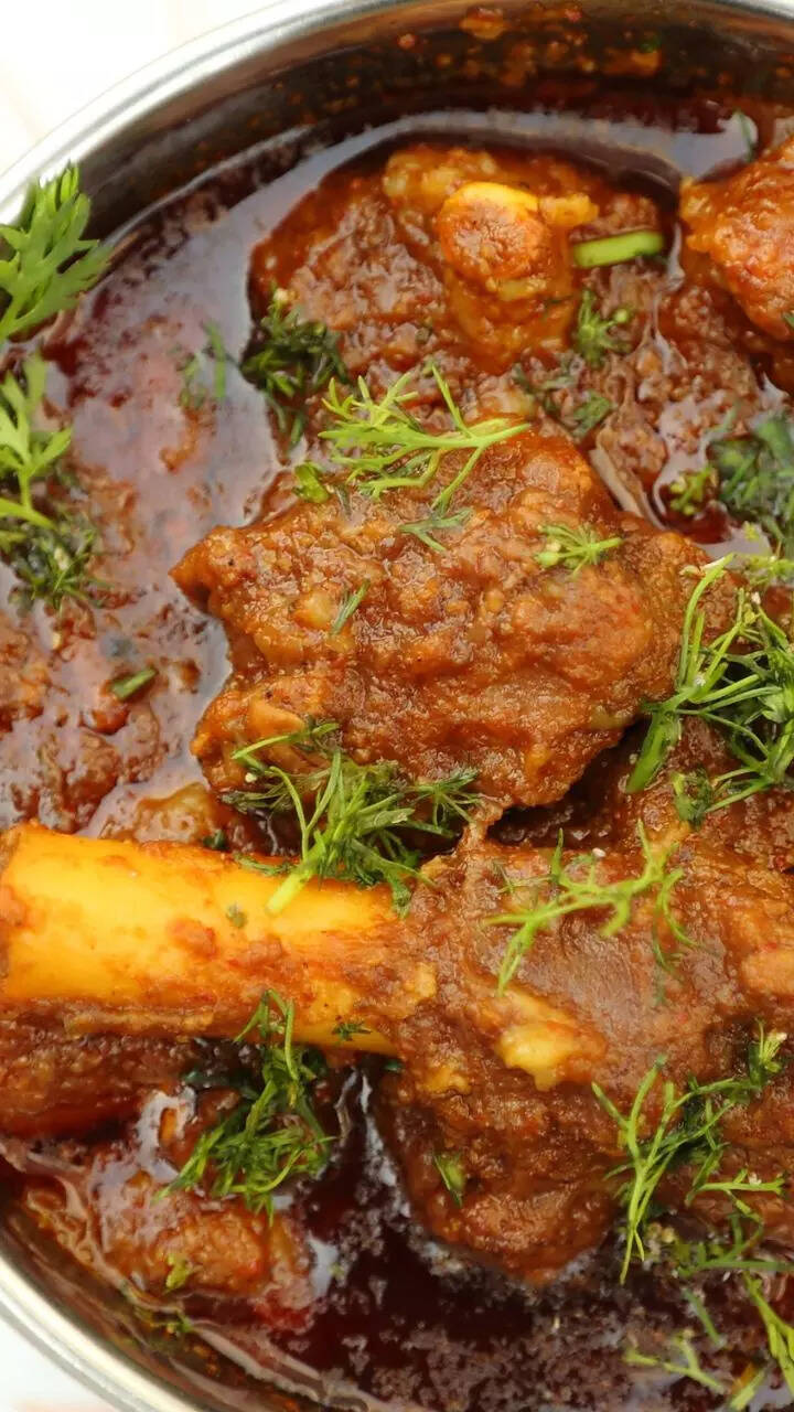 From Kolhapuri Chicken to Laal Maas: 10 Spicy Meat Dishes from India