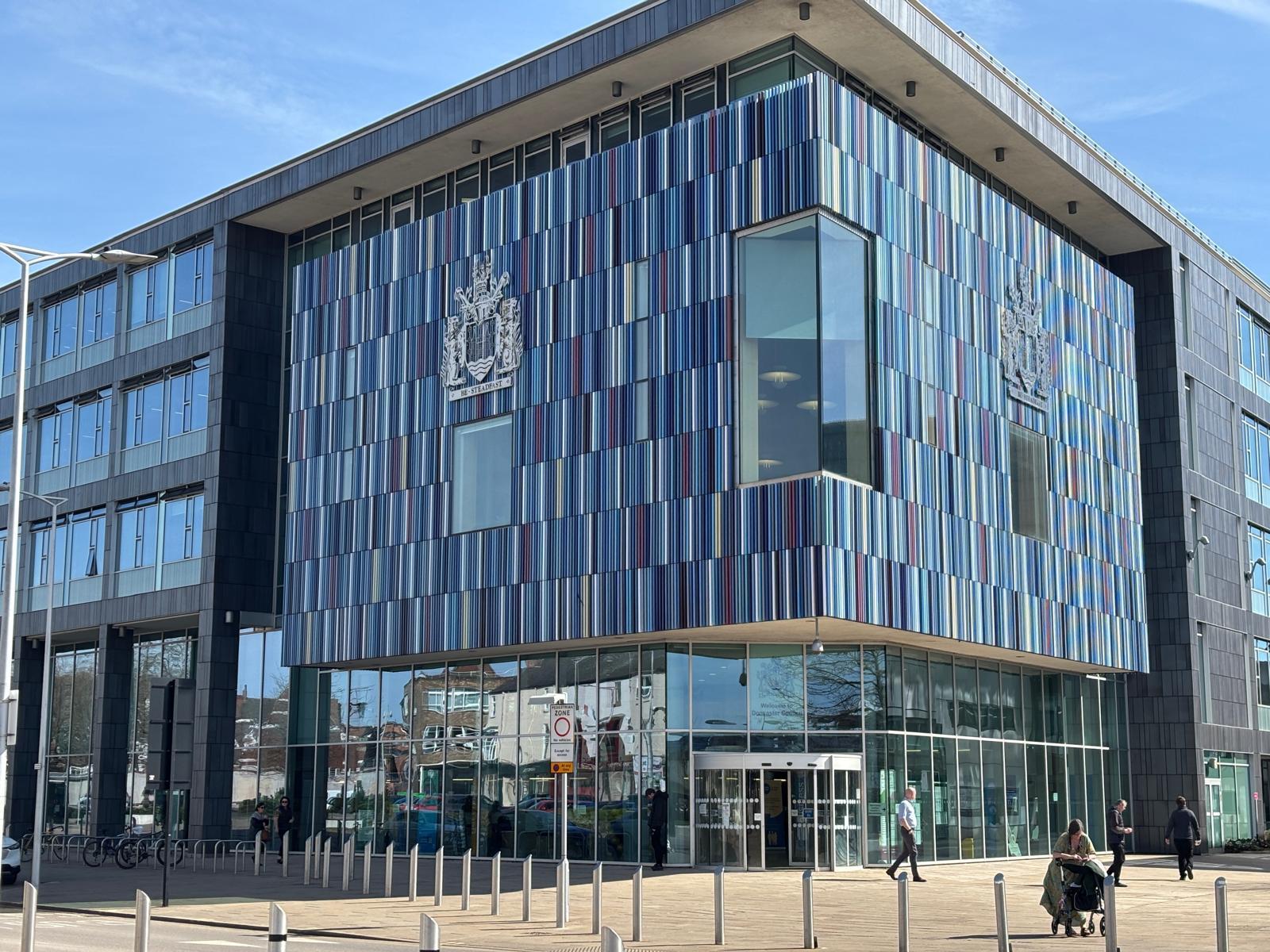 Total debt owed by Doncaster Council rises slightly to £465million ...