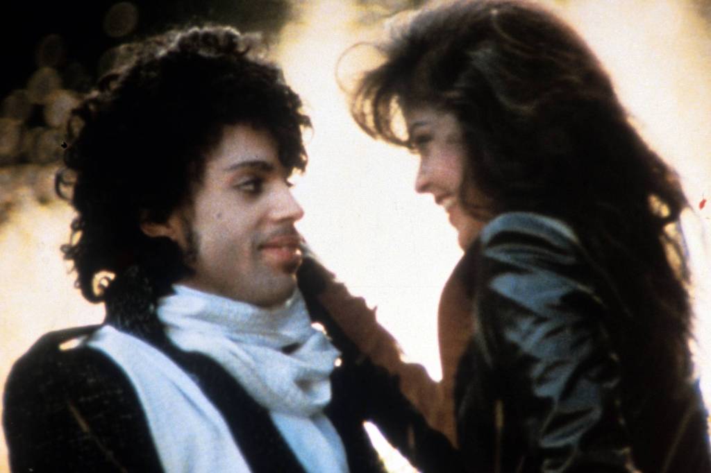 Apollonia Accuses Prince's Estate of ‘Attempting to Steal' Her Name in ...
