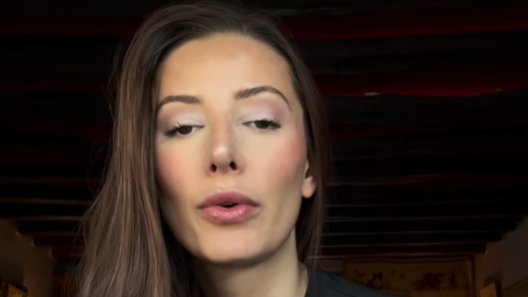 L’influenceuse Emma Paris trompée avec une détenue fichée S ? Gérald ...