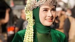 Pesona Bupati Pangandaran Citra Pitriyami, Curi Perhatian di Karnaval ...