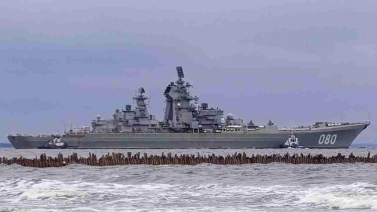 Russian nuclear cruiser Admiral Nakhimov returns to sea after 25 years ...
