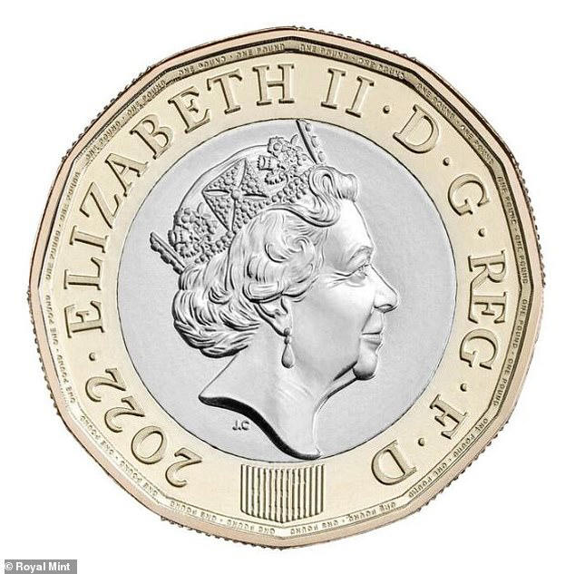 Final and rarest batch of £1 coins bearing the portrait of Queen ...