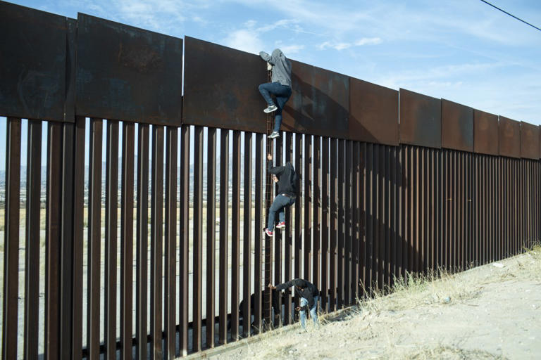 Southern border wall will be painted black to make it ‘even harder for ...