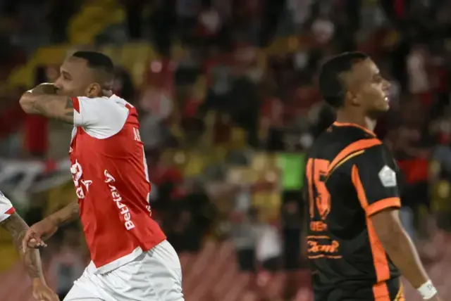 Santa Fe vence a Envigado en El Campín y trepa en la tabla: Ángelo ...